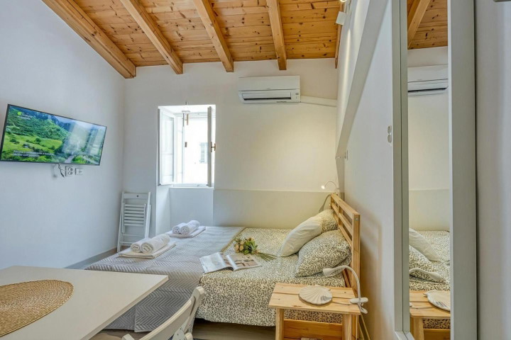Lasta Lošin Town Rooms - Happy Rentals - Croatia