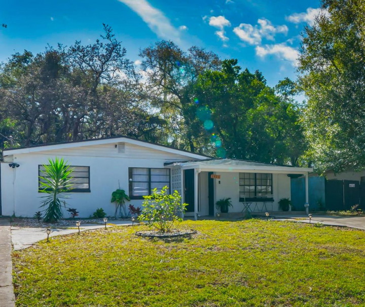 Cozy Apartment Near Busch Gardens Adventure Island And Usf - Tampa, FL
