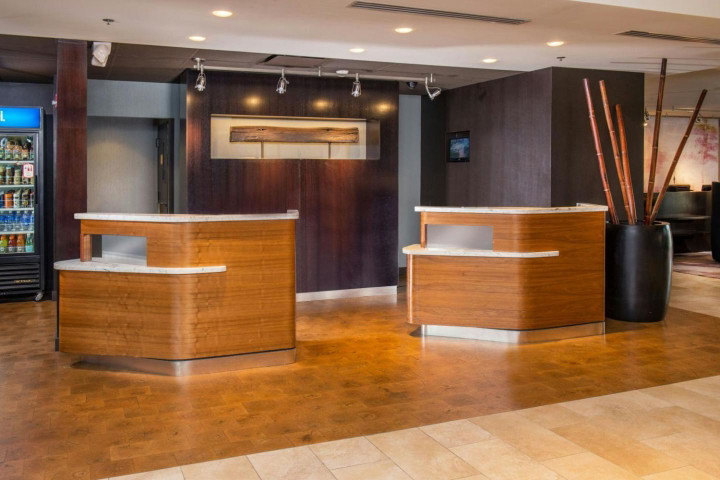 Courtyard By Marriott Fresno Downtown - アメリカ フレズノ, CA