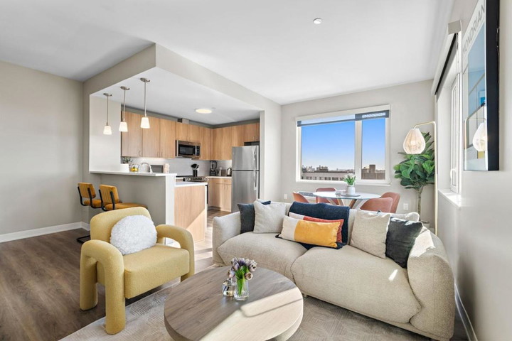 High-rise Luxe 2br Suite Gym & Rooftop - West New York, NJ