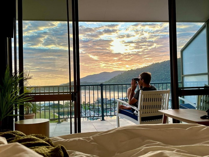 Island Views - Airlie Beach