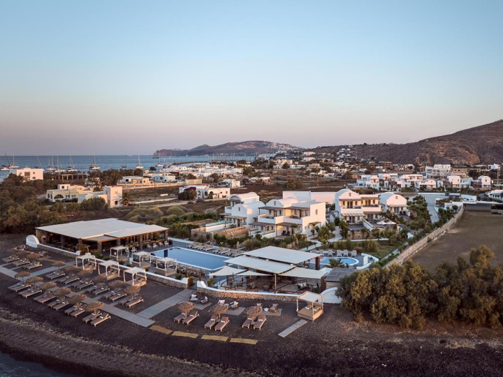 Sea Breeze Santorini Beach Resort, Curio Collection By Hilton - Santorini