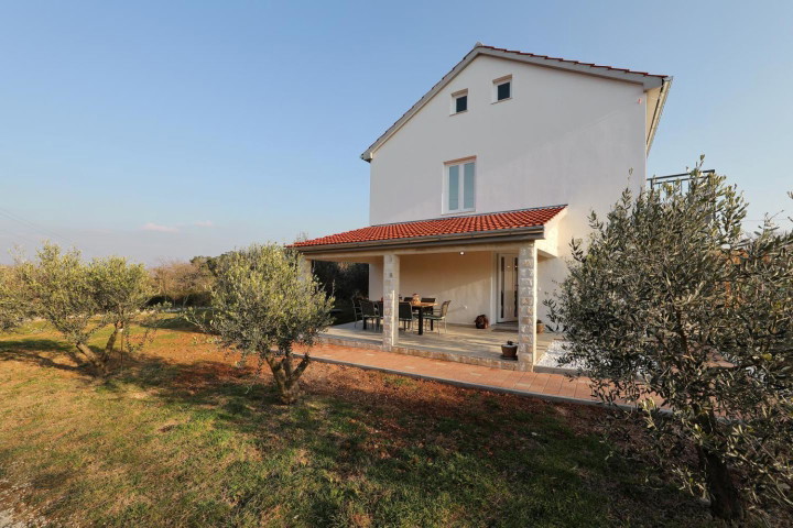 Holiday Home Hrast - Bibinje