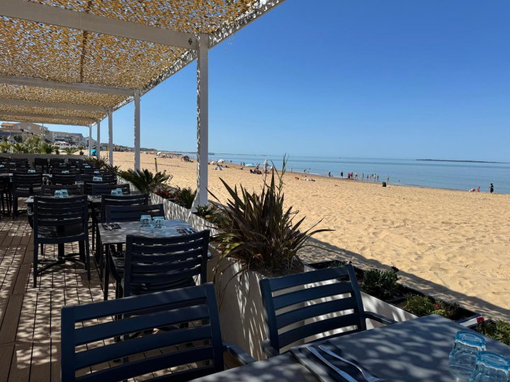 Acadie Saint Victor - Hôtel Restaurant -Face Mer- Châtelaillon Plage - Châtelaillon-Plage