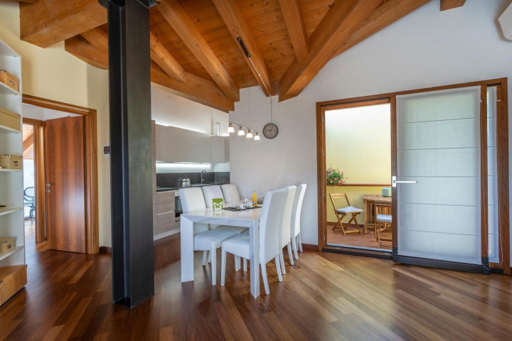 Guesthost - New Deal - Apt With Terrace & Netflix - Palmanova