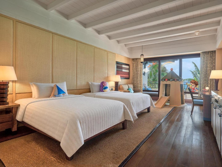 Shangri-la Boracay - Malay