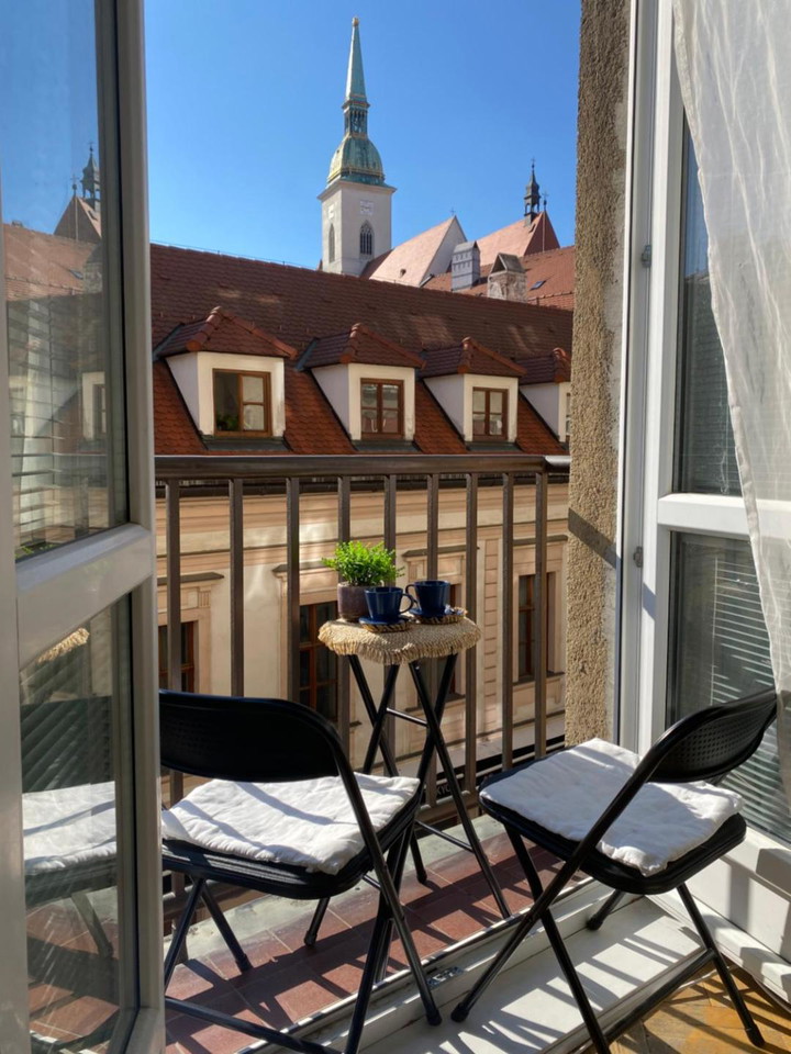 Audrey Hepburn Apartment Cathedral View Top Location Air Conditioned - Pozsony