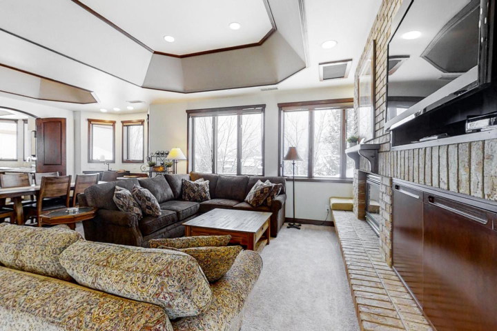 Meadows Penthouse A - Steamboat Springs