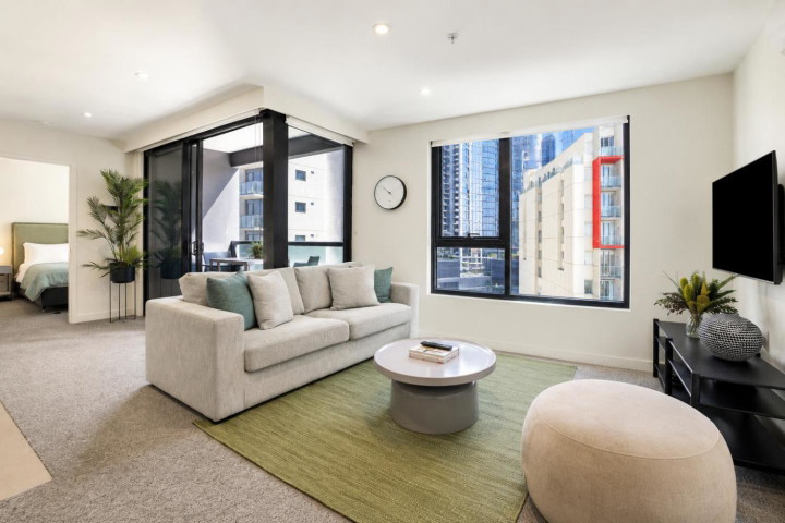 Prime Location, Balcony, Gym, Rooftop, Pool Walk To Crown - Kensington
