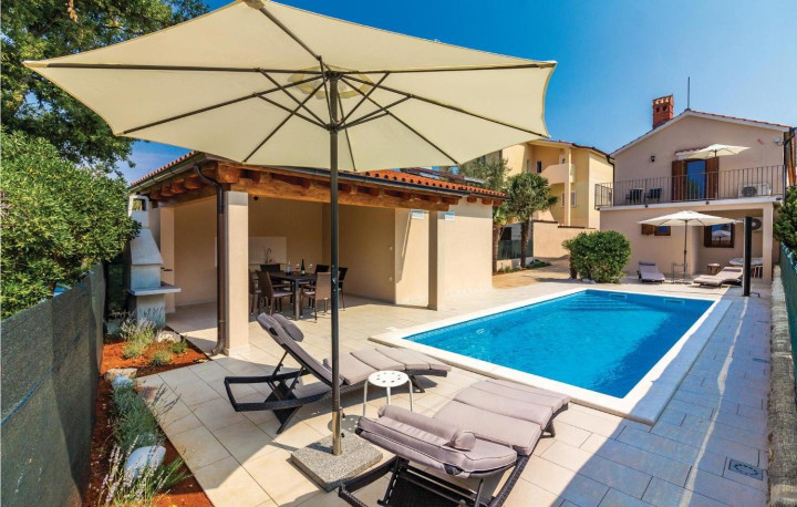 Holiday Home Medulin Ii - Premantura