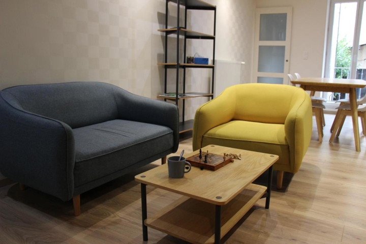Joli 2 Pièces Avec Cour Privée - Jura