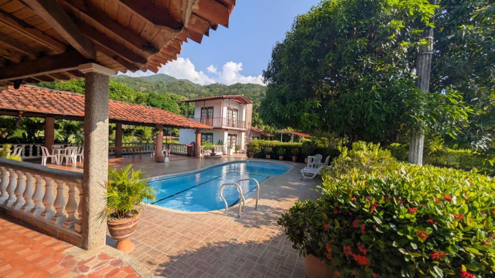 Villa Jardín Con Piscina Y Jacuzzi - Minca