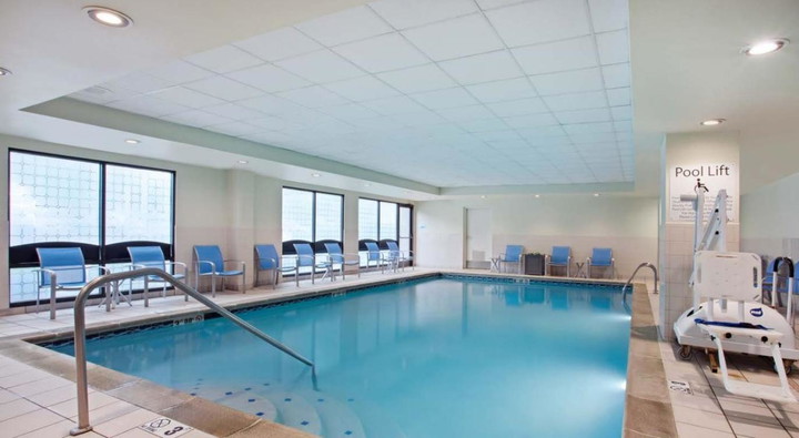 Holiday Inn Express & Suites Cincinnati Riverfront By Ihg - Cincinnati, OH