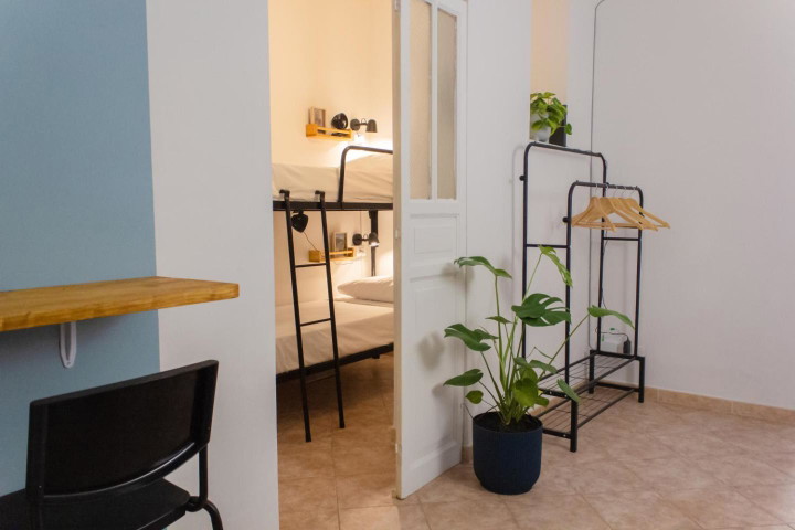 Casabra, Spacious 2br Flat Near Central Station - Palermo