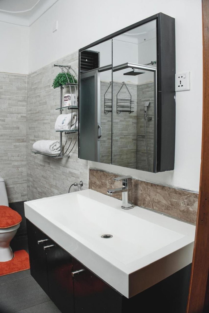R&r Furnished Apartments - Ouganda