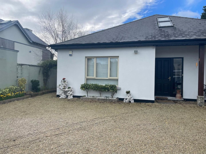 Double Bedroom With Private Toilet And Shower, Easy To City Center - Dublin