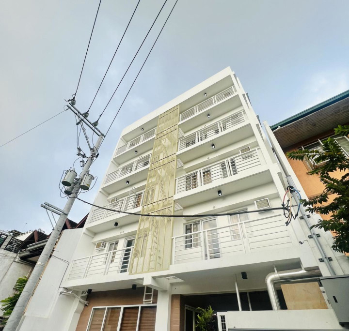 Airo Suites Makati - Makati