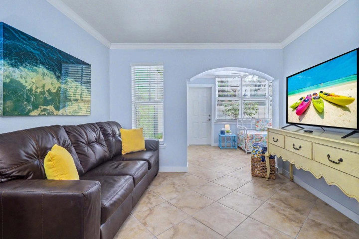 Barefoot Beach Resort F104 - Redington Beach
