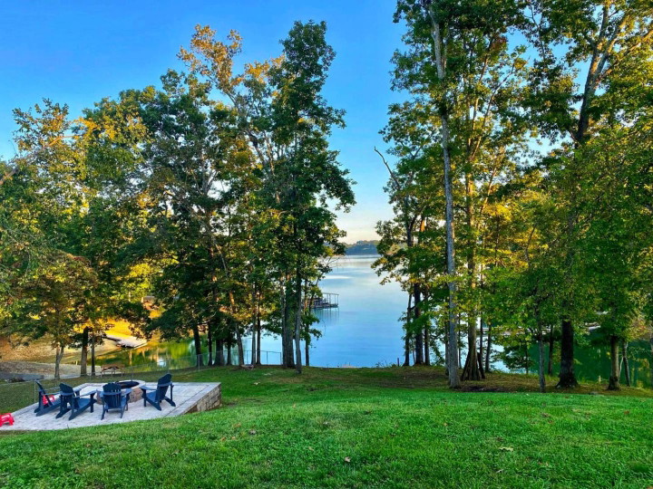 Cherokee Lake Cottage By Staycating Partners - Jefferson City, TN