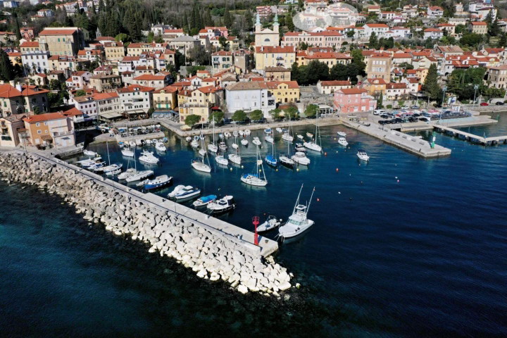 Apartments Komel Ii - Opatija