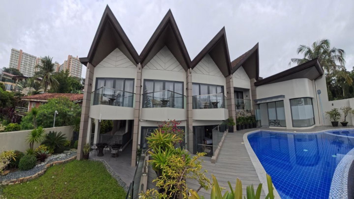 Lolita's Bed & Breakfast Lunch & Dinner - Tagaytay