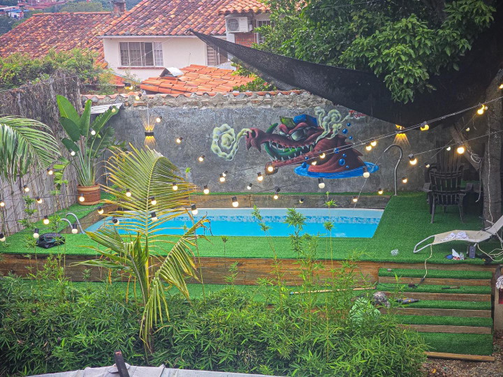Urban Hostel Pool & Garden - Santander