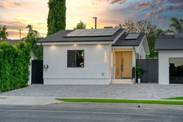Modern 2 Br, 2ba, Ev Charger, 2 King Beds, Fire Pit, Bbq, Near Universal - Los Angeles