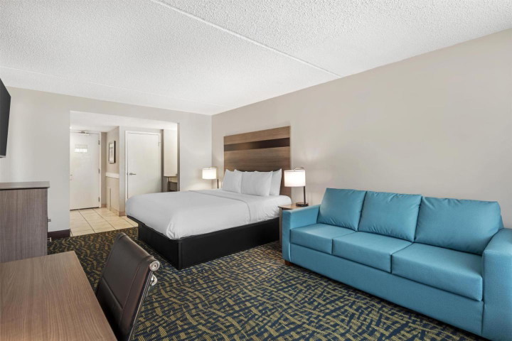 Best Western Plus Chesapeake Bay-norfolk - Portsmouth, VA