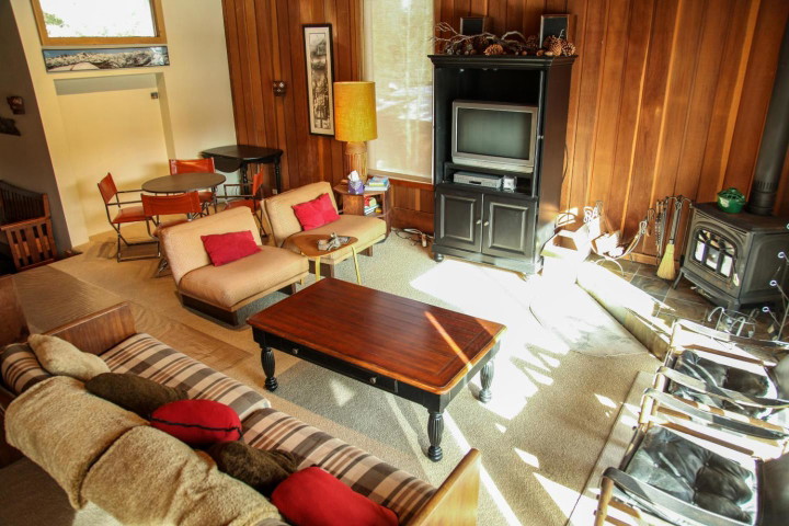Mammoth West #140 Condo - Mammoth Mountain, CA