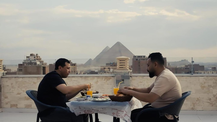 Sunset Pyramids View Inn - Giza