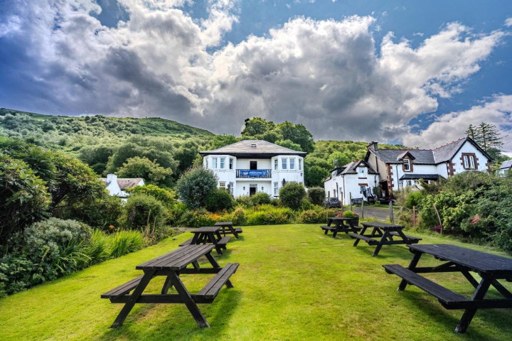 Lochranza Country Inn - Arran