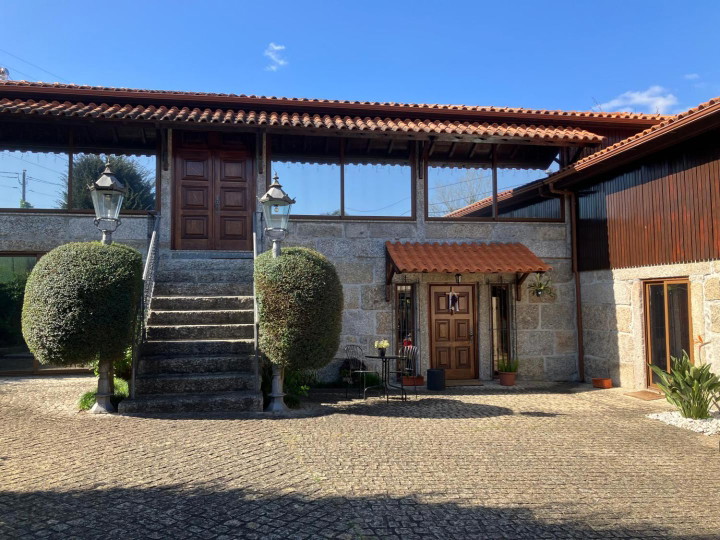 Bergui Guesthouse - Em Guimarães Desde 2017 - Vizela