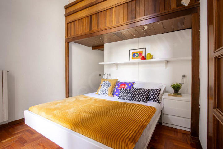 Guesthost - Charming Apartment 7 Stops From Duomo - Milão