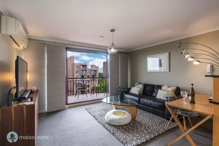 Surry Hills With Views Pool Gym Plus Parking - Surry Hills