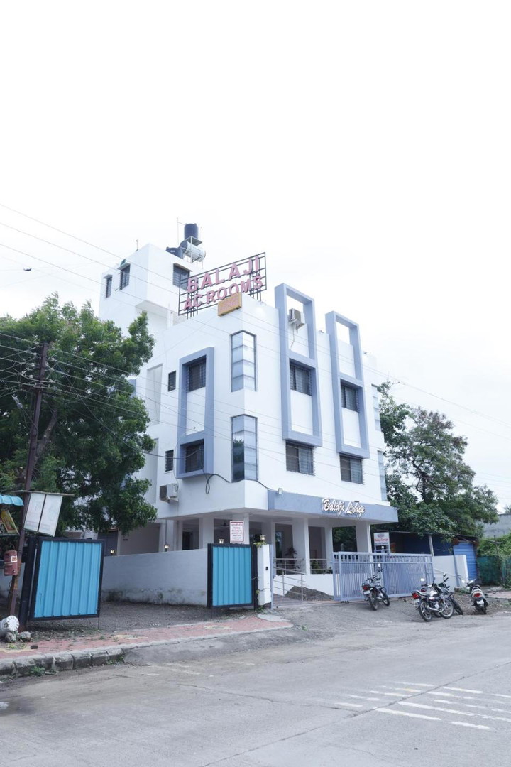 Balaji Lodging - Pandharpur