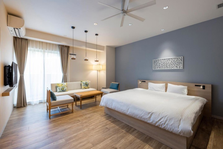 Alphabed Inn Naha Kokusai Street East - Naha