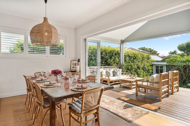 Tranquil And Spacious Parkside Retreat In Willoughby - Manly