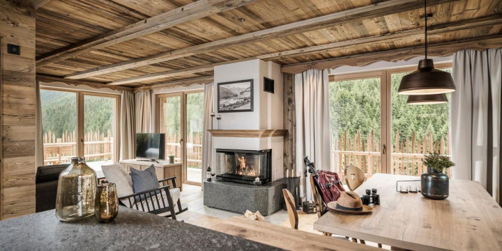 Farm Resort Geislerhof - Private Chalets - Tyrol