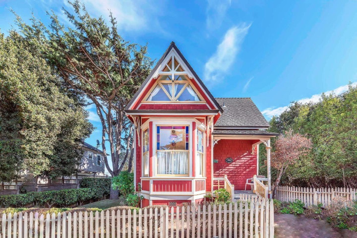3812 Little House - Del Monte Beach, CA