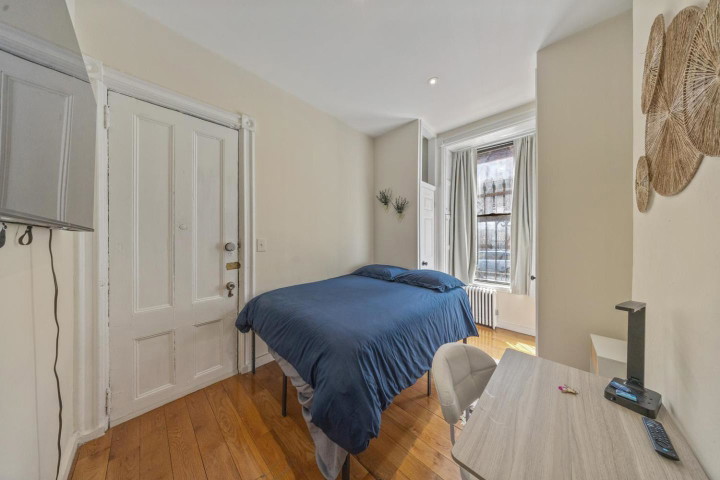 Times Square Retreat With Private Bathroom And Kitchenette - New York City