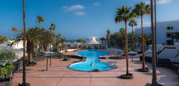 Comfortable Houses Playa Roca Beachfront Access - Teguise