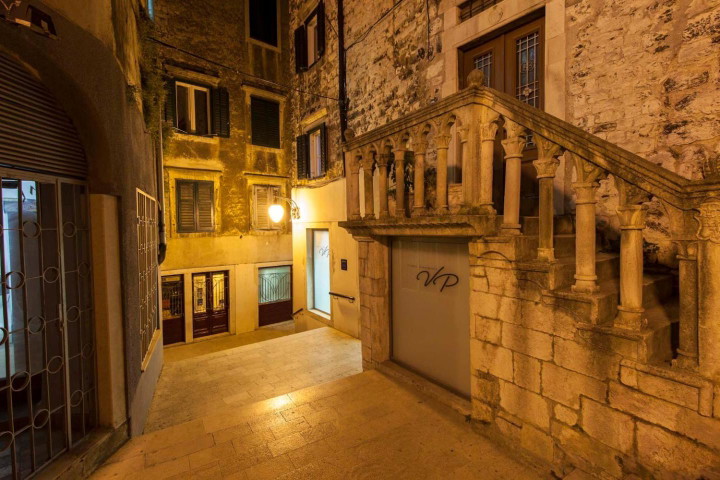 Vicencin Place Downtown Studio Apartments - Šibenik