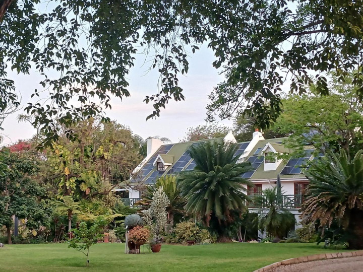 Cuckoos Nest Guest House - Louis Trichardt