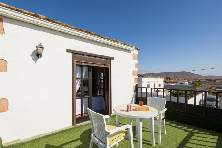 Home2book La Molina A, Cozy Terrace Retreat - Antigua