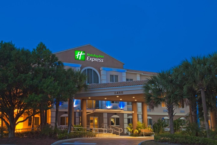 Holiday Inn Express West Palm Beach Metrocentre By Ihg - Riviera Beach, FL