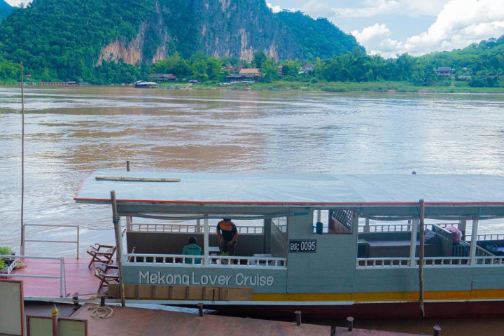 2 Days Mekong Cruise Package With Mekong Lover Cruise From Houay Xay To Luang Prabang Or Mekong Cruise From Luang Prabang To Huay Xai - Thailand - Laos