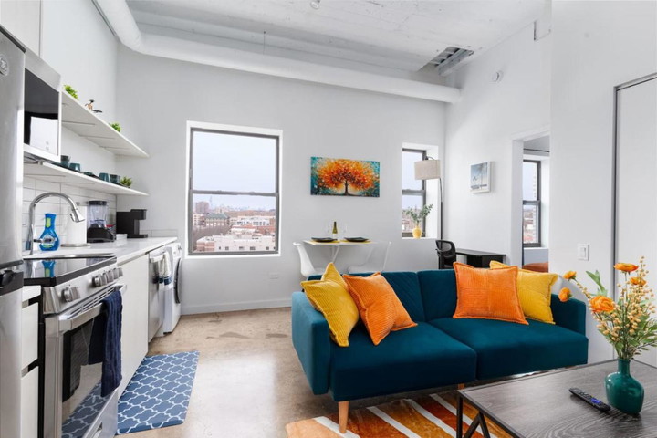 Majestic Modern Style Beach Front Rooftop Wfh Gym - Chicago
