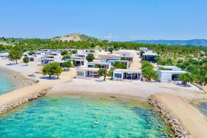 Buqez Resort, Vila 51 - Murter