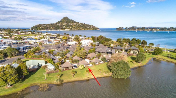 Waterfront Island-style 1-bdrm Superior Villa - Tairua
