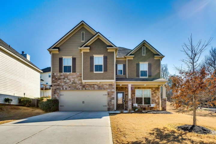 Open Plan Arcade Home With Natural Hardwoods Sleeps 10 - South Fulton, GA